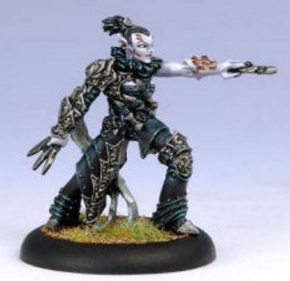 Saeryn, Omen of Everblight Privateer Press 73019 | Wayland Games